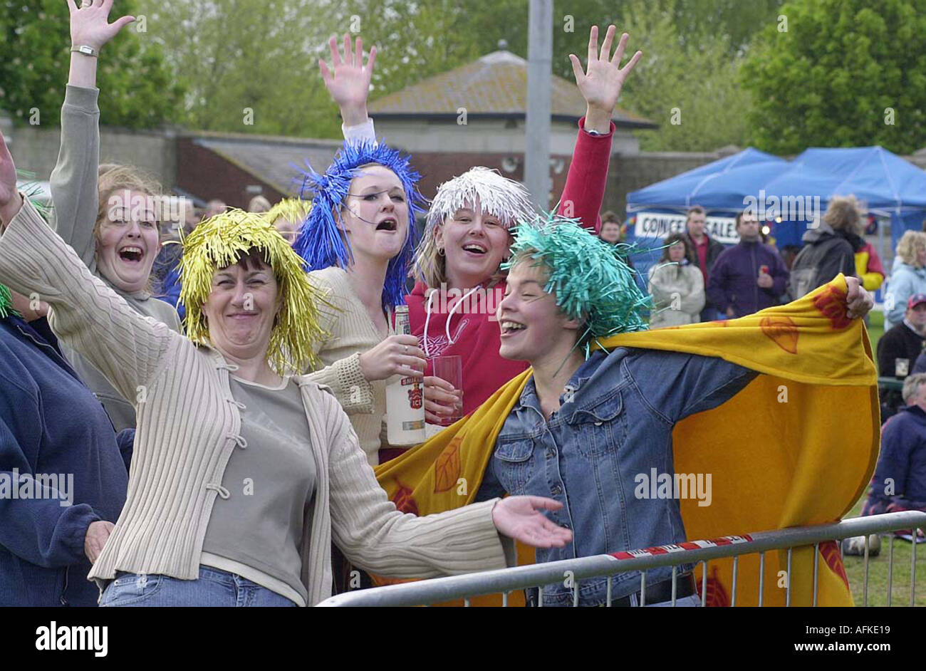 ROCK FANS ROCKING AT THE STADIUM Stock Photo - Alamy