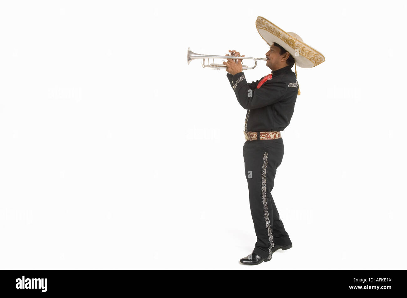 Portrait of Mariachi playing trumpet Stock Photo - Alamy