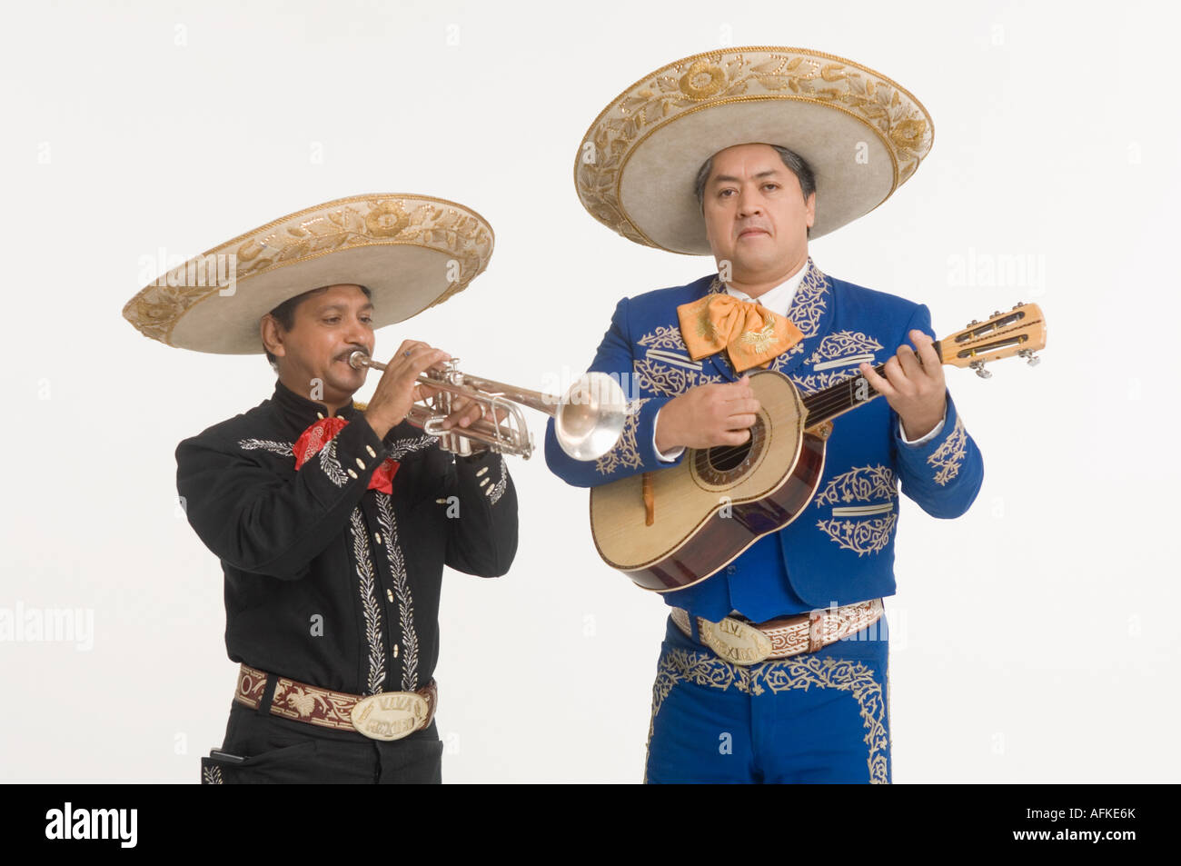 Portrait of Mariachi duo Stock Photo - Alamy