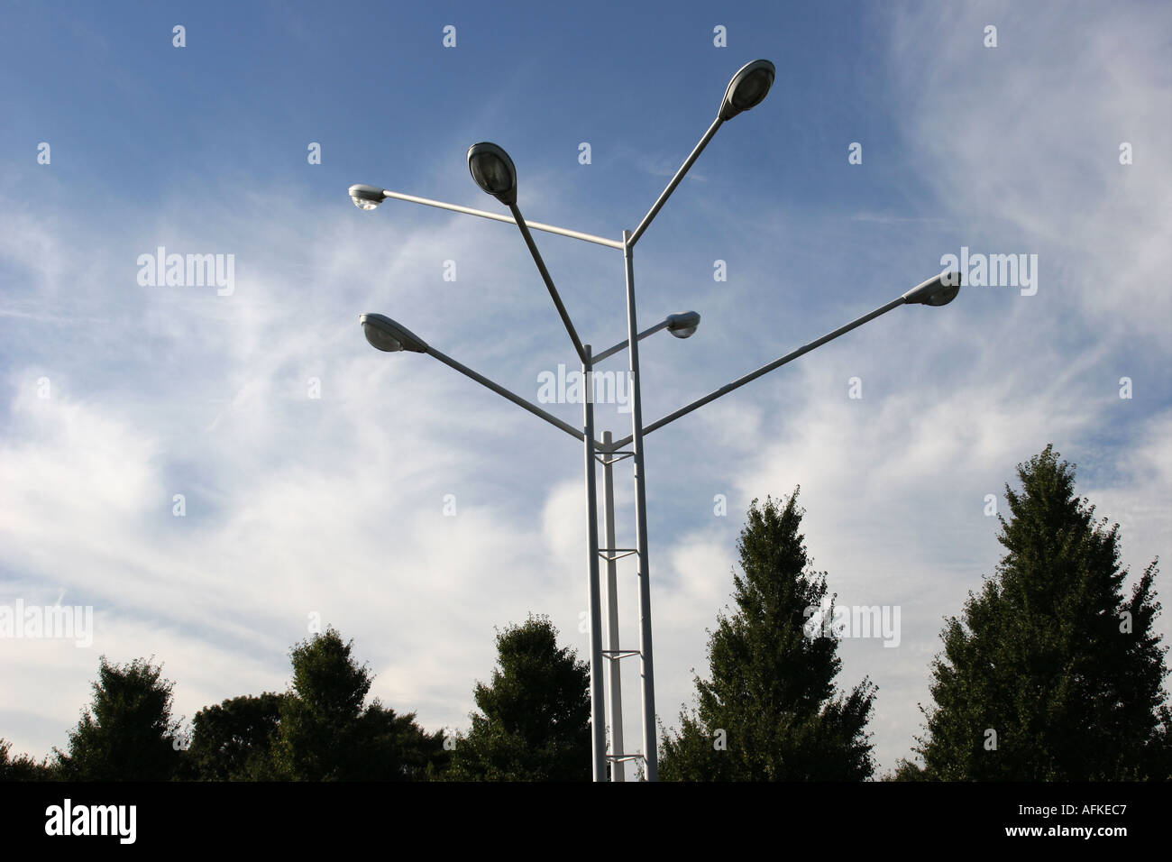 Streetlights tokyo hi-res stock photography and images - Alamy