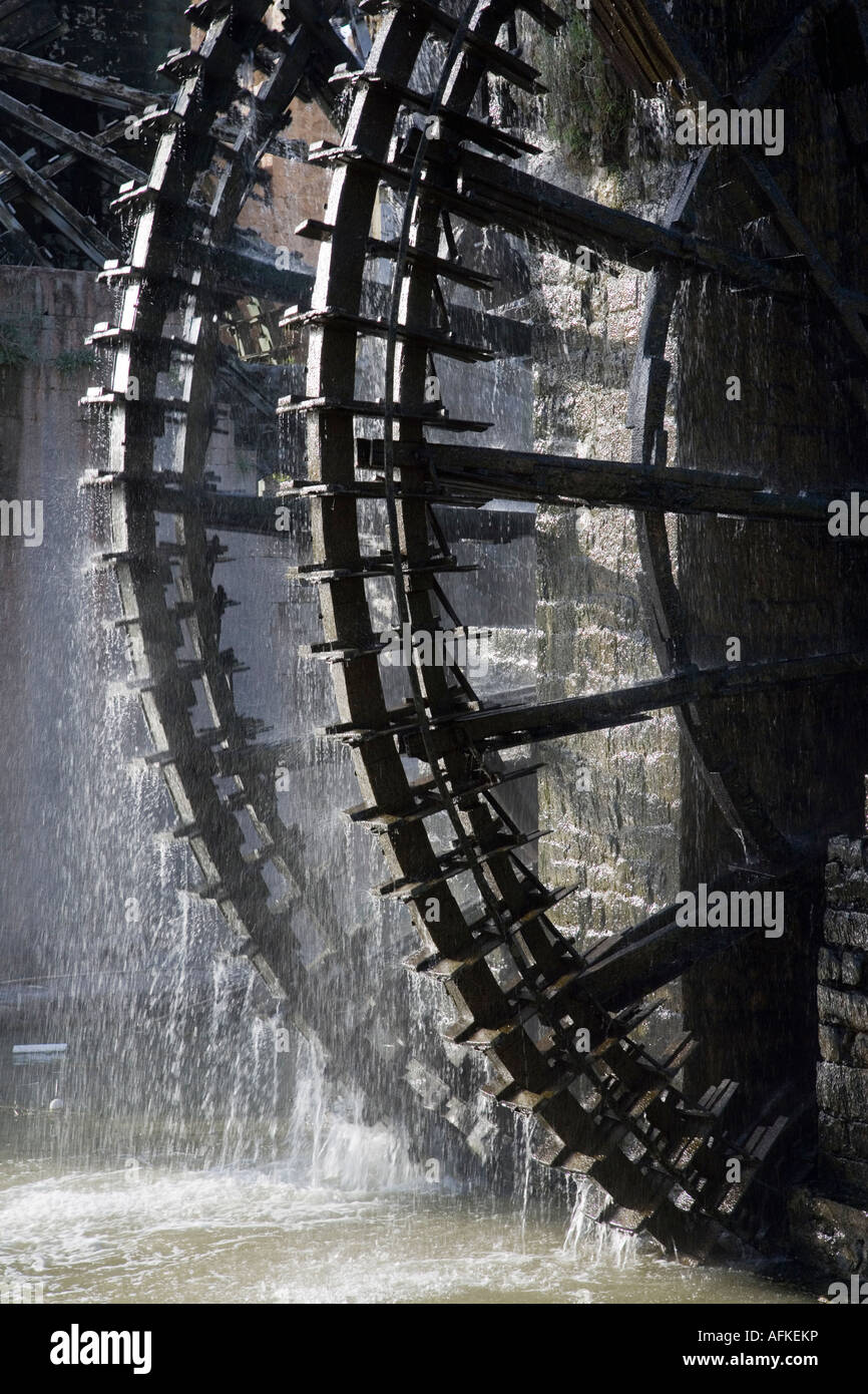 Norias at orontes river in hama hi-res stock photography and images - Alamy