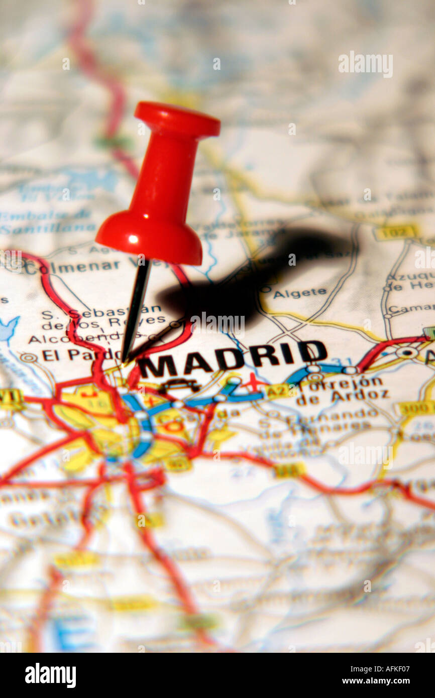Map Pin pointing to Madrid on a road map Stock Photo - Alamy