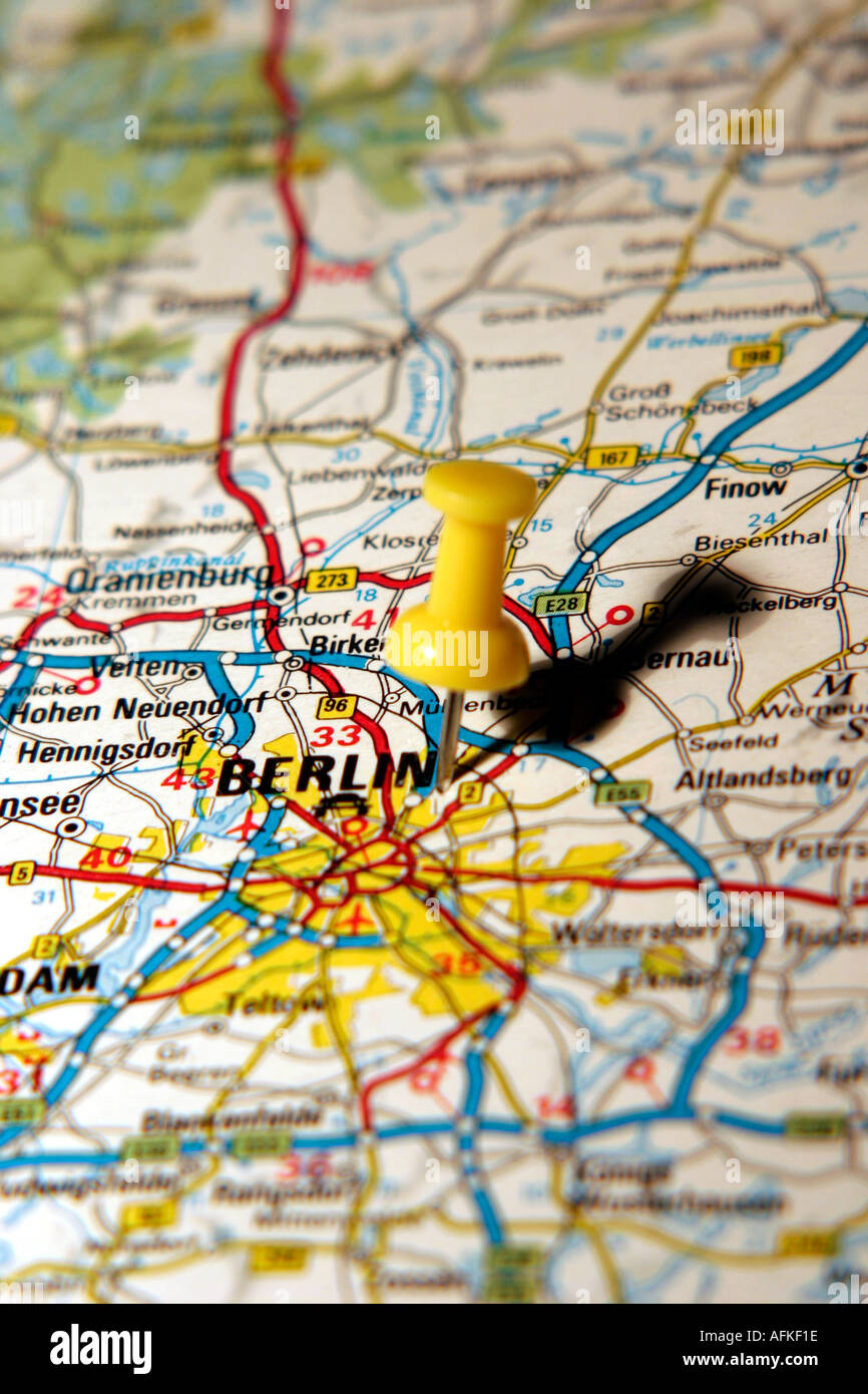 Berlin road map hi-res stock photography and images - Alamy