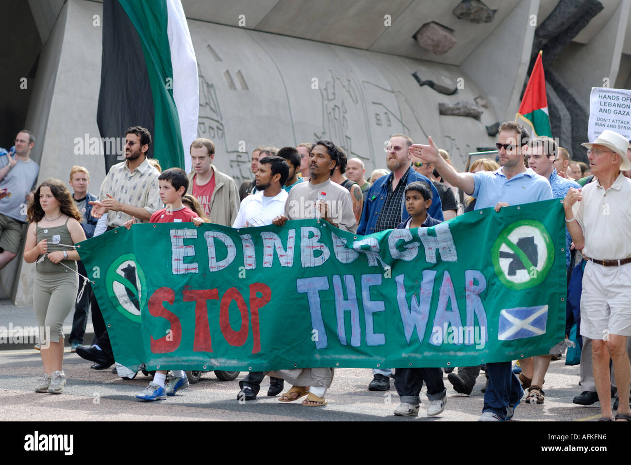 2006 lebanon war hi-res stock photography and images - Alamy