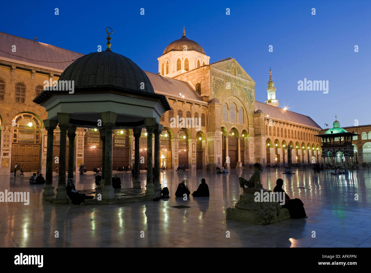 The Dome of the Clocks in the Umayyad Mosque, Damascus, Syria Stock ...