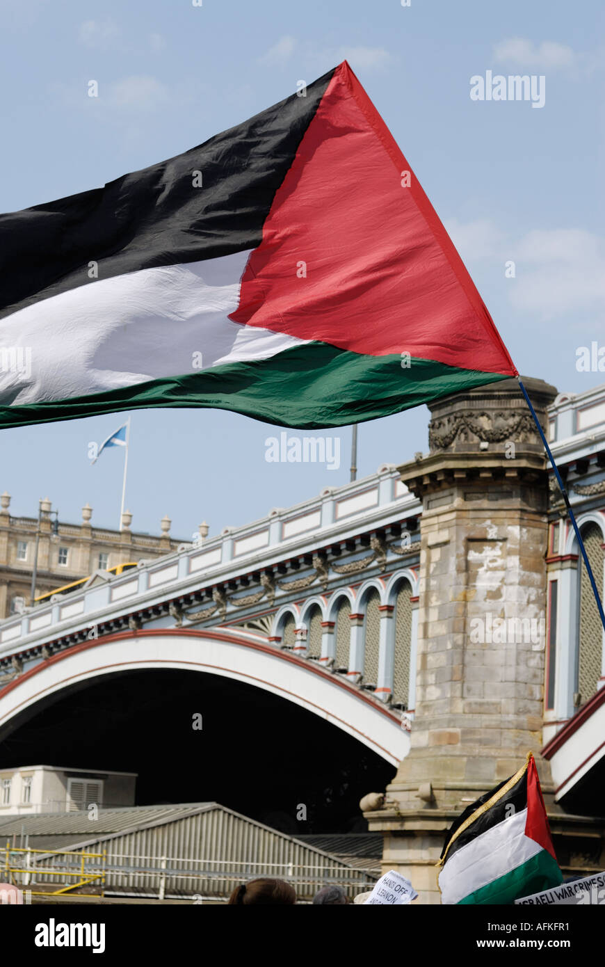 Palestinian flag demonstration hi-res stock photography and images - Alamy