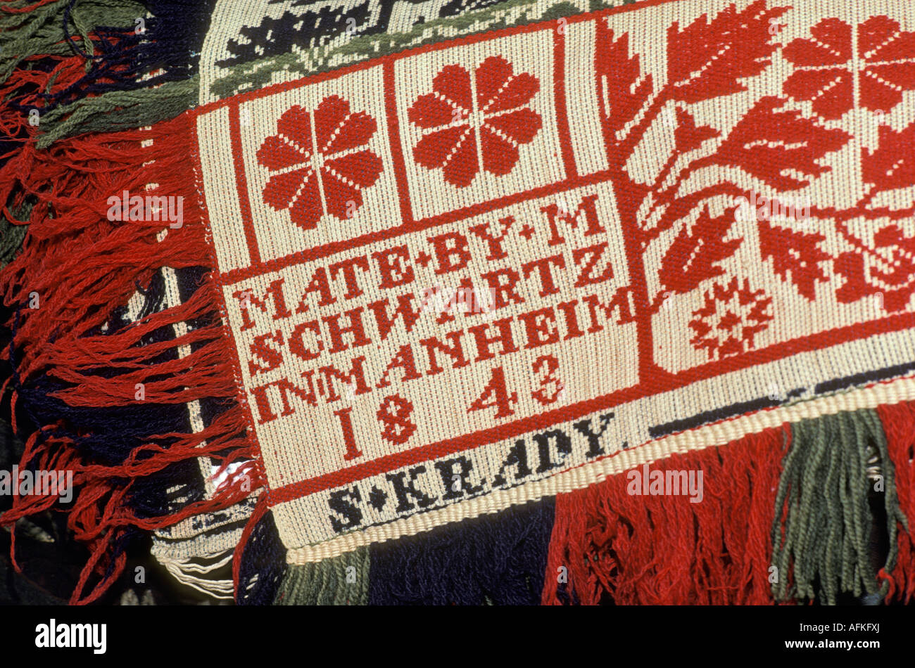 PA Dutch amish style antique quilt Stock Photo - Alamy