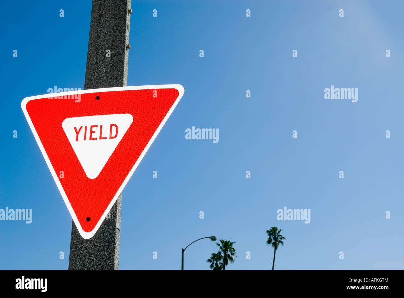 Red traffic light yield sign hi-res stock photography and images - Alamy