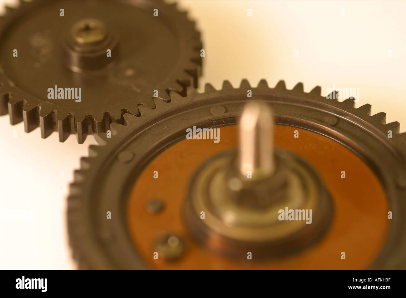 Two cogs hi-res stock photography and images - Alamy