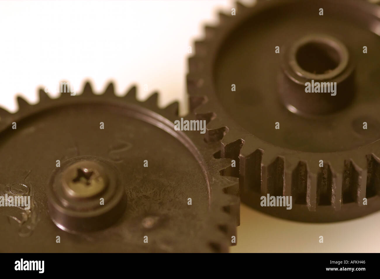 Two cogs hi-res stock photography and images - Alamy