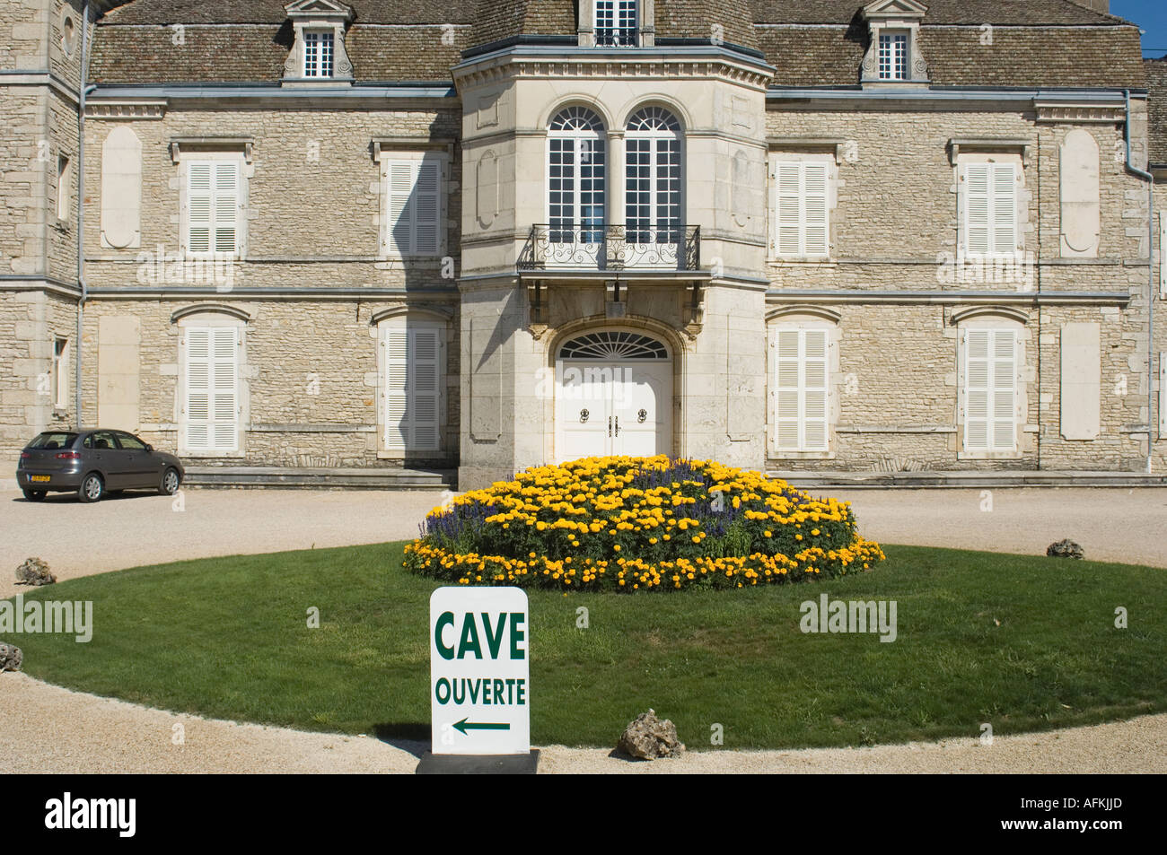 Chateau de meursault hi-res stock photography and images - Alamy