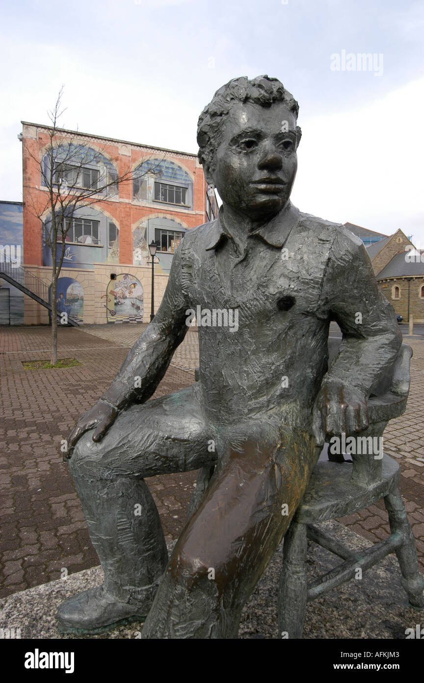 Dylan thomas hi-res stock photography and images - Alamy