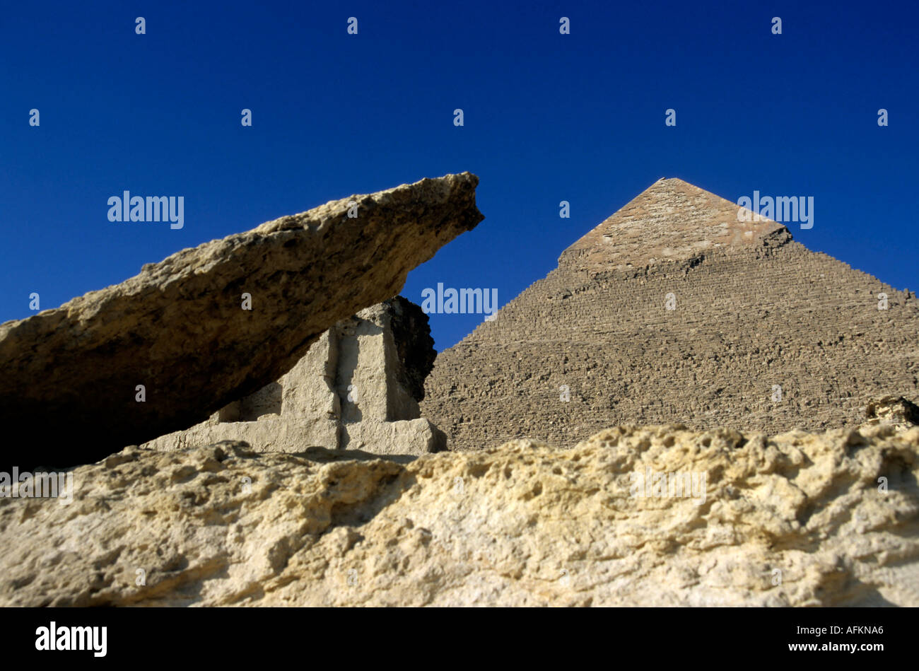 The khephren pyramid hi-res stock photography and images - Alamy