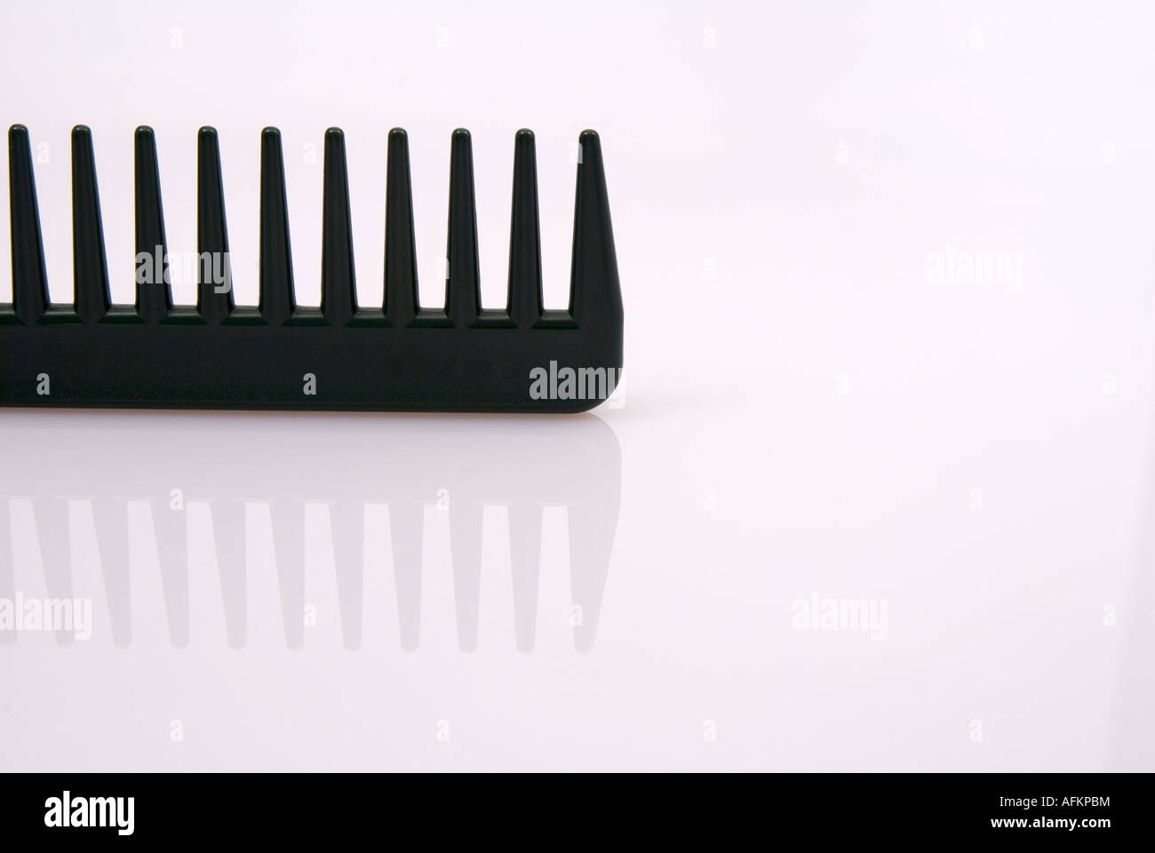 Comb teeth hi-res stock photography and images - Alamy