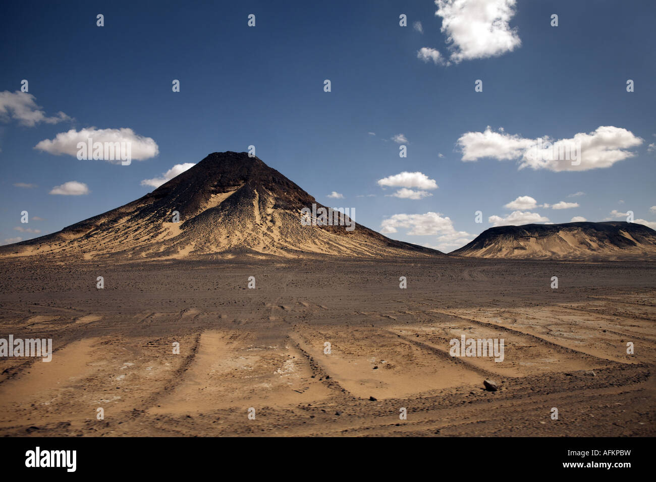 Black desert egypt hi-res stock photography and images - Alamy