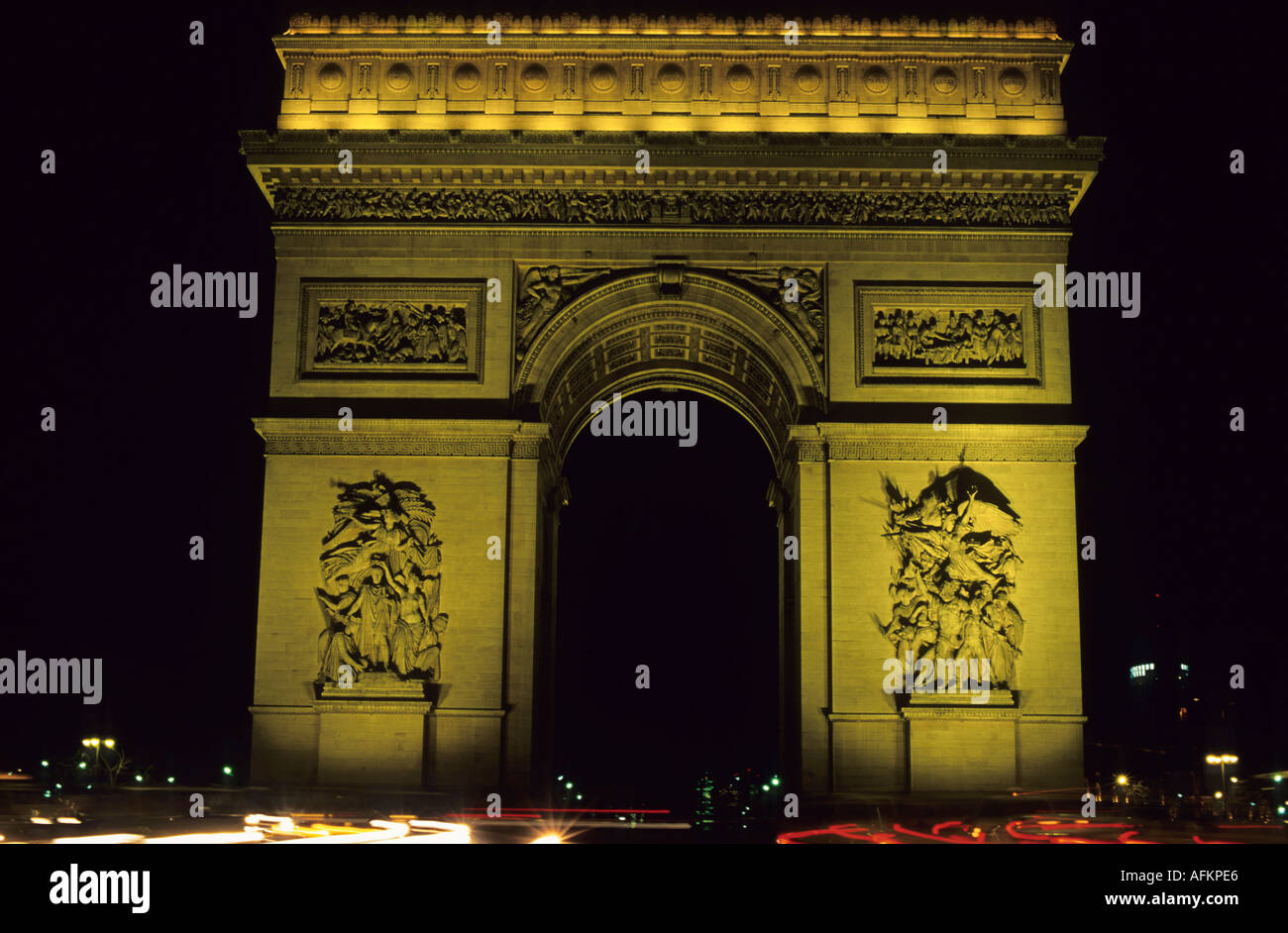 Arch de triomphe paris france travel world france paris monuments hi ...