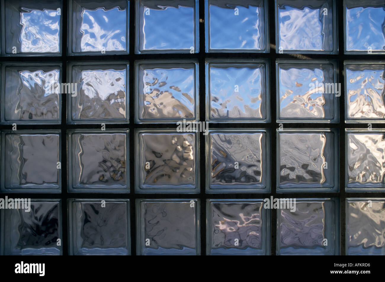 Glass brick patterns hi-res stock photography and images - Alamy