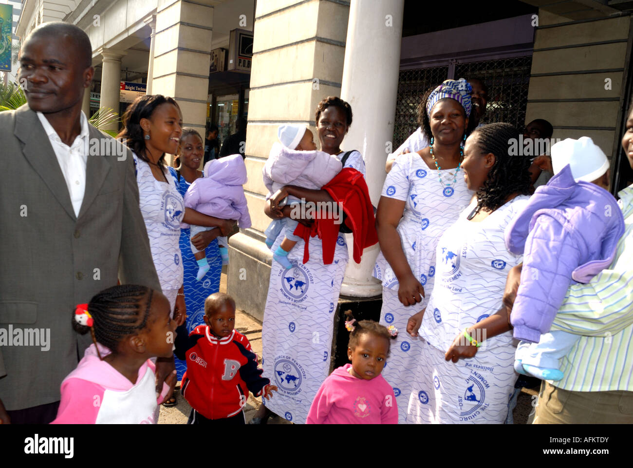 Kenya city centre street hi-res stock photography and images - Alamy