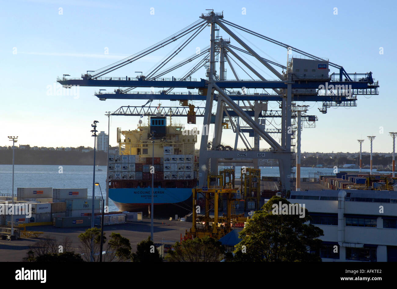 Port of Auckland docks with container ship unloading Auckland New ...