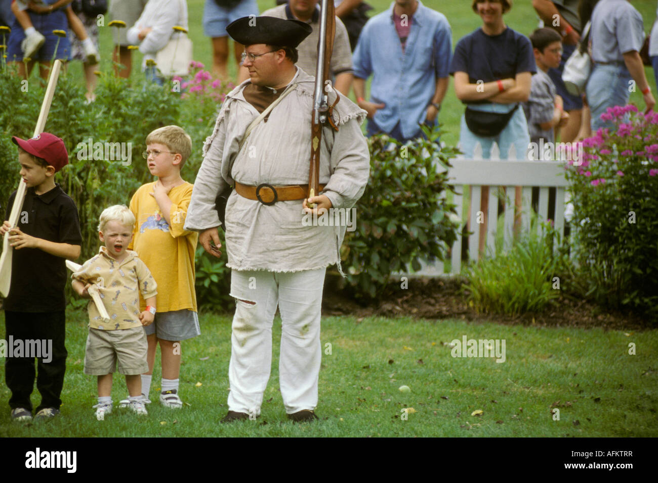 American revolutionary war reenactors prepare for mock combat at Edward ...