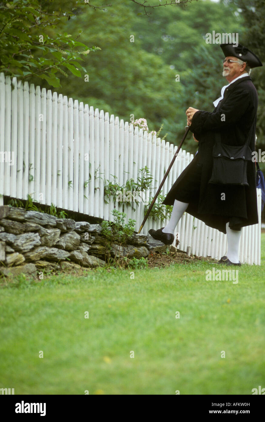 American revolutionary war reenactors prepare for mock combat at Edward ...