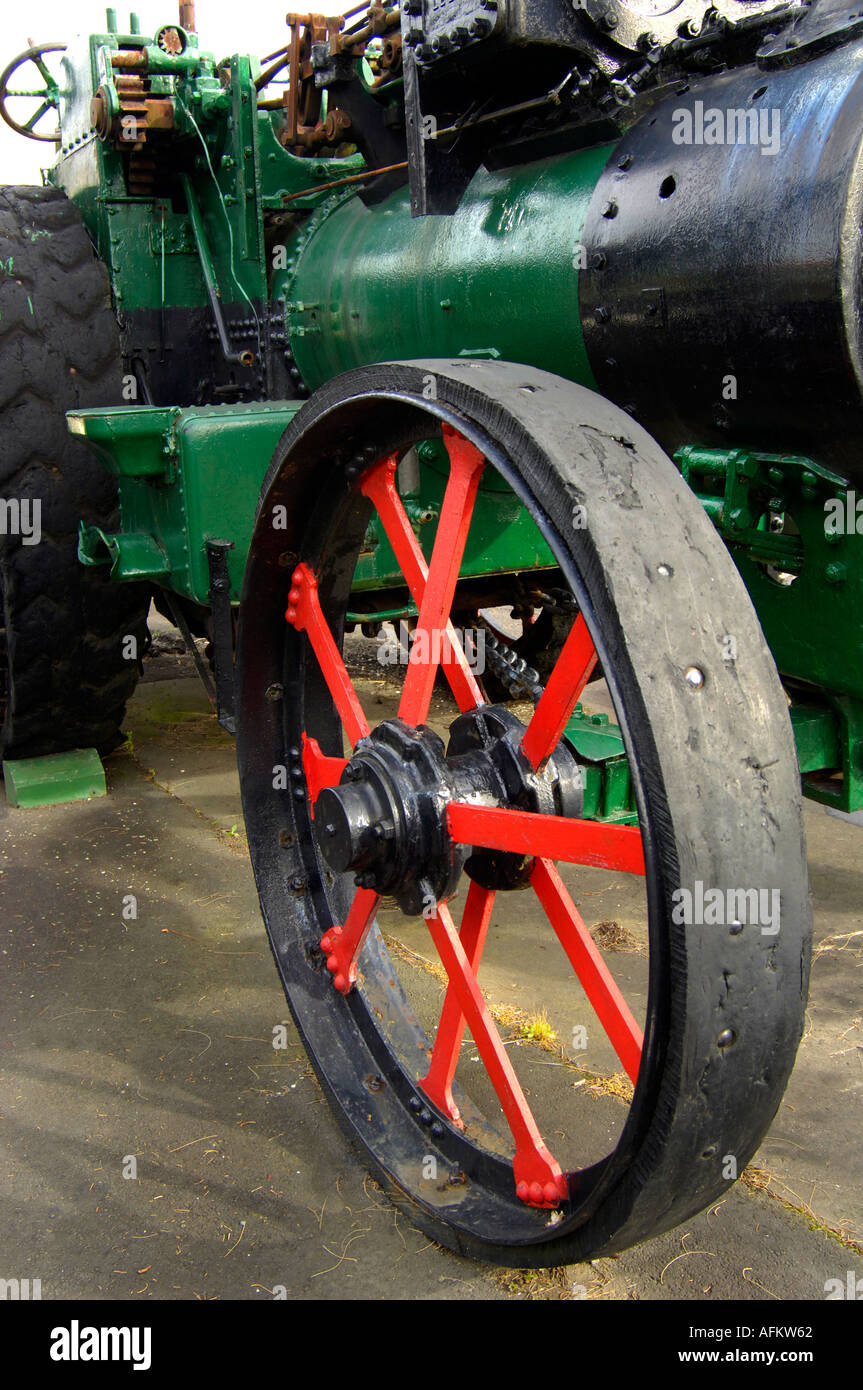 Old green steam road tractor, traction engine with red wheel Stock ...