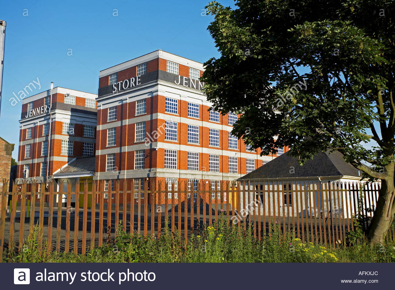 Jenners sign hi-res stock photography and images - Alamy