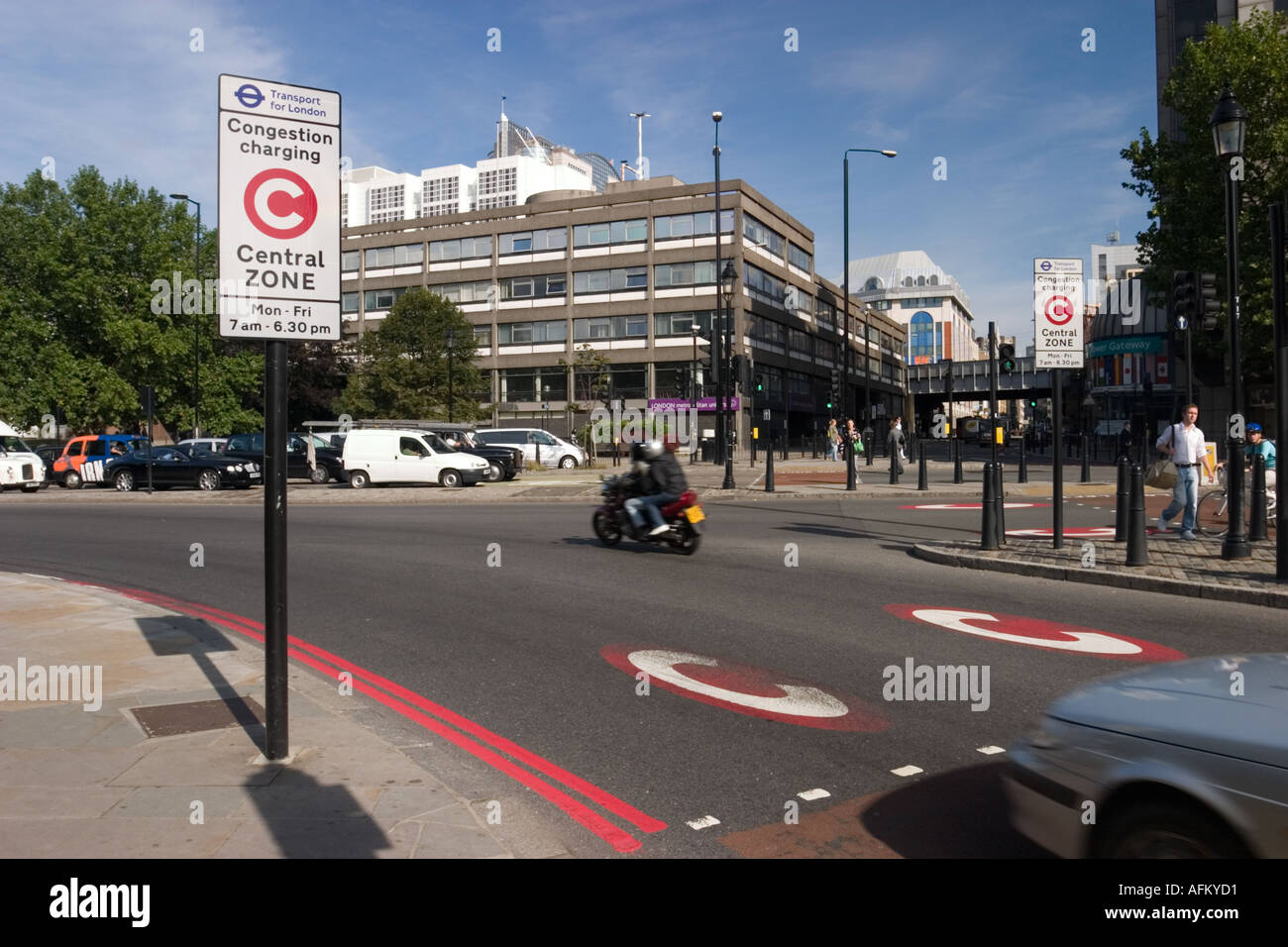 Congestion charge zone road markings in London Stock Photo - Alamy