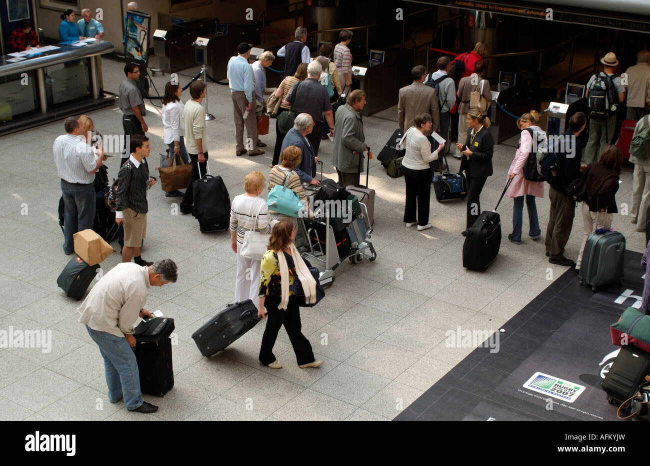 Group travellers hi-res stock photography and images - Alamy