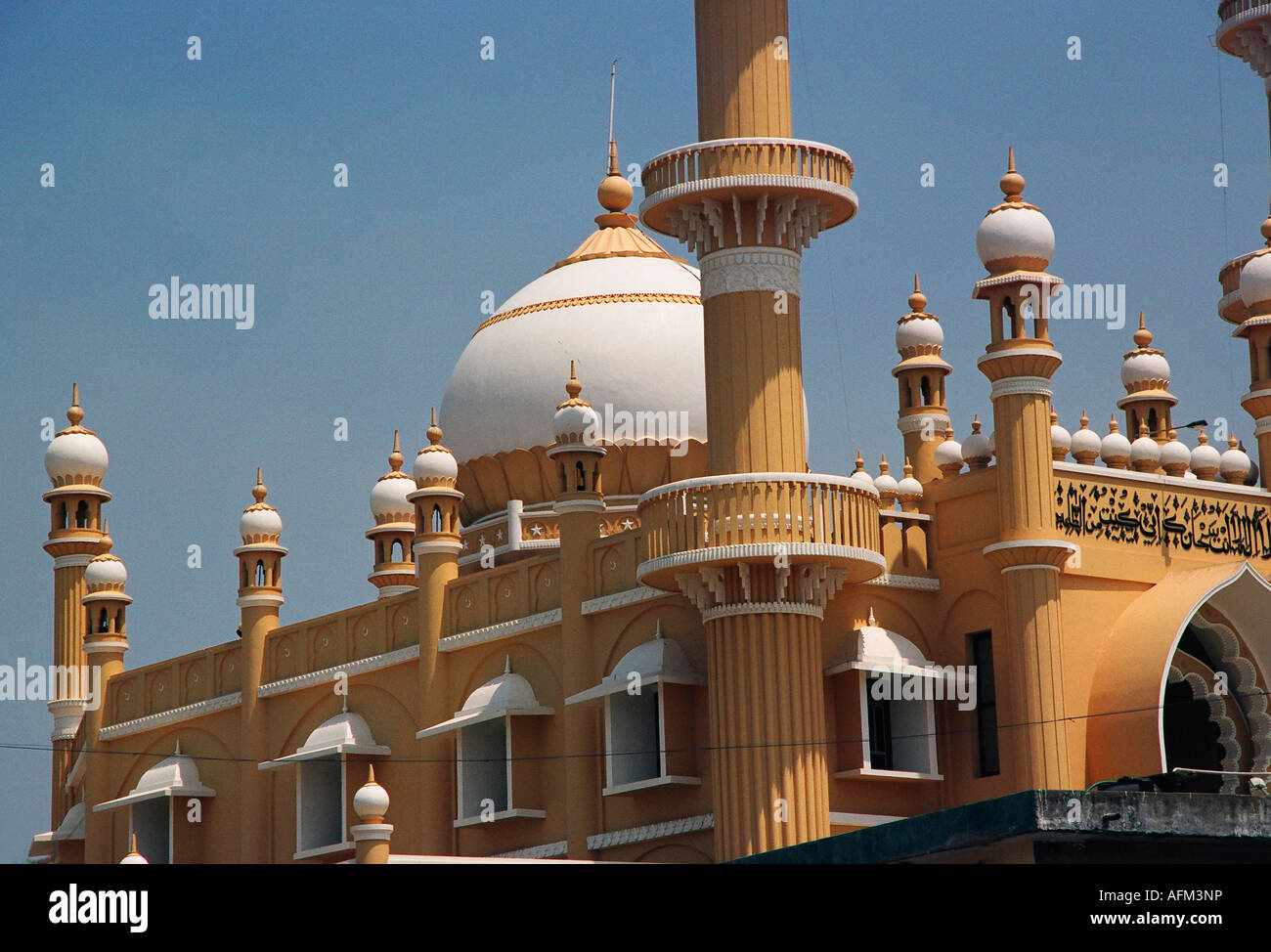 Vizhinjam port hi-res stock photography and images - Alamy