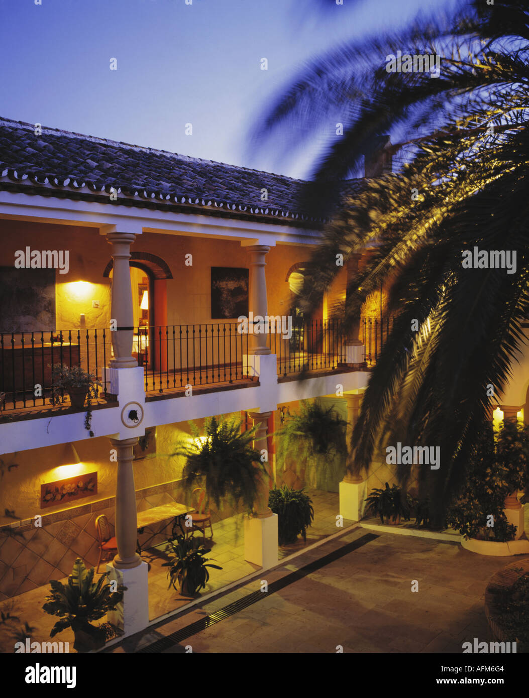 Balcony hi res hi-res stock photography and images - Alamy