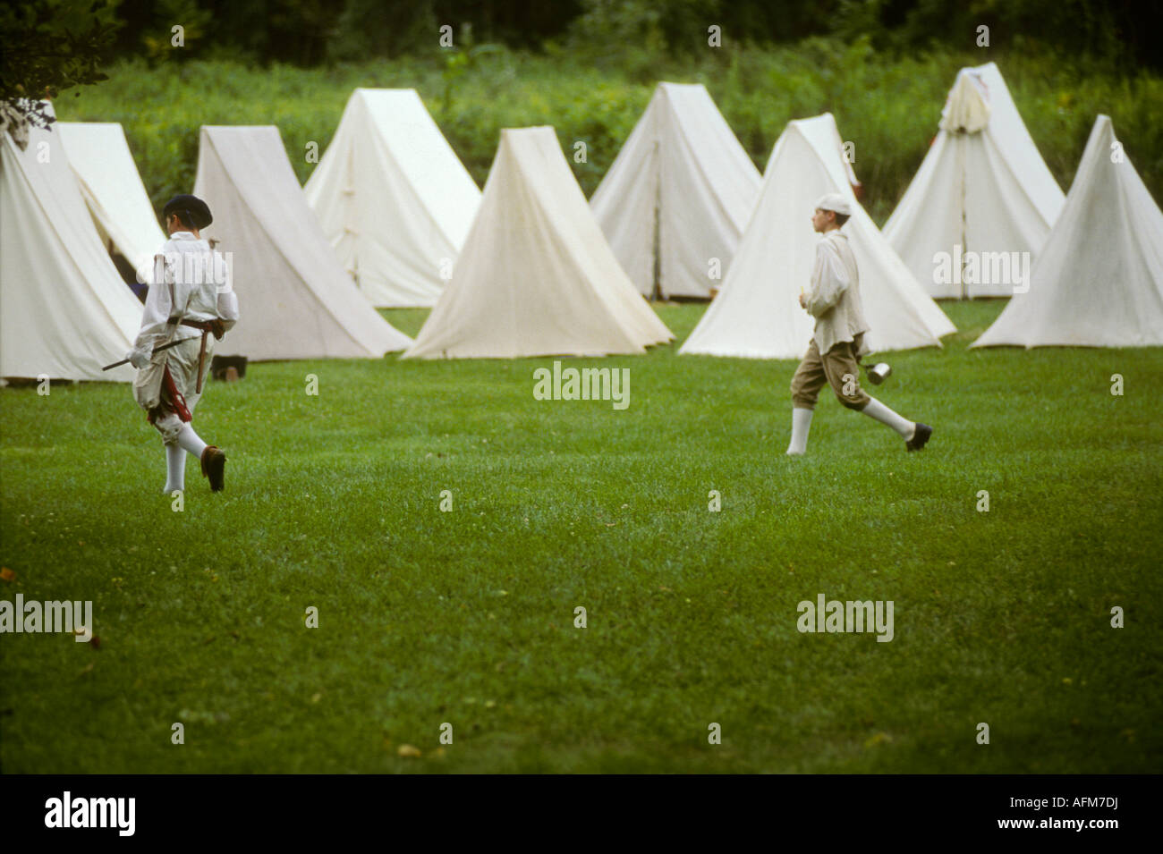 American revolutionary war reenactors prepare for mock combat at Edward ...