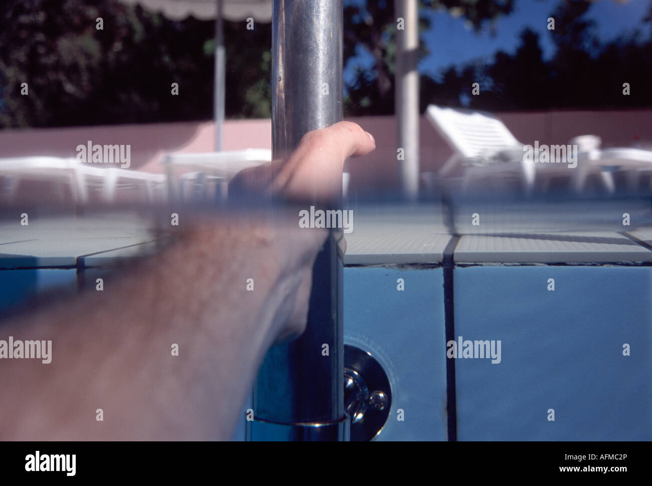 Hand reaching underwater hi-res stock photography and images - Alamy