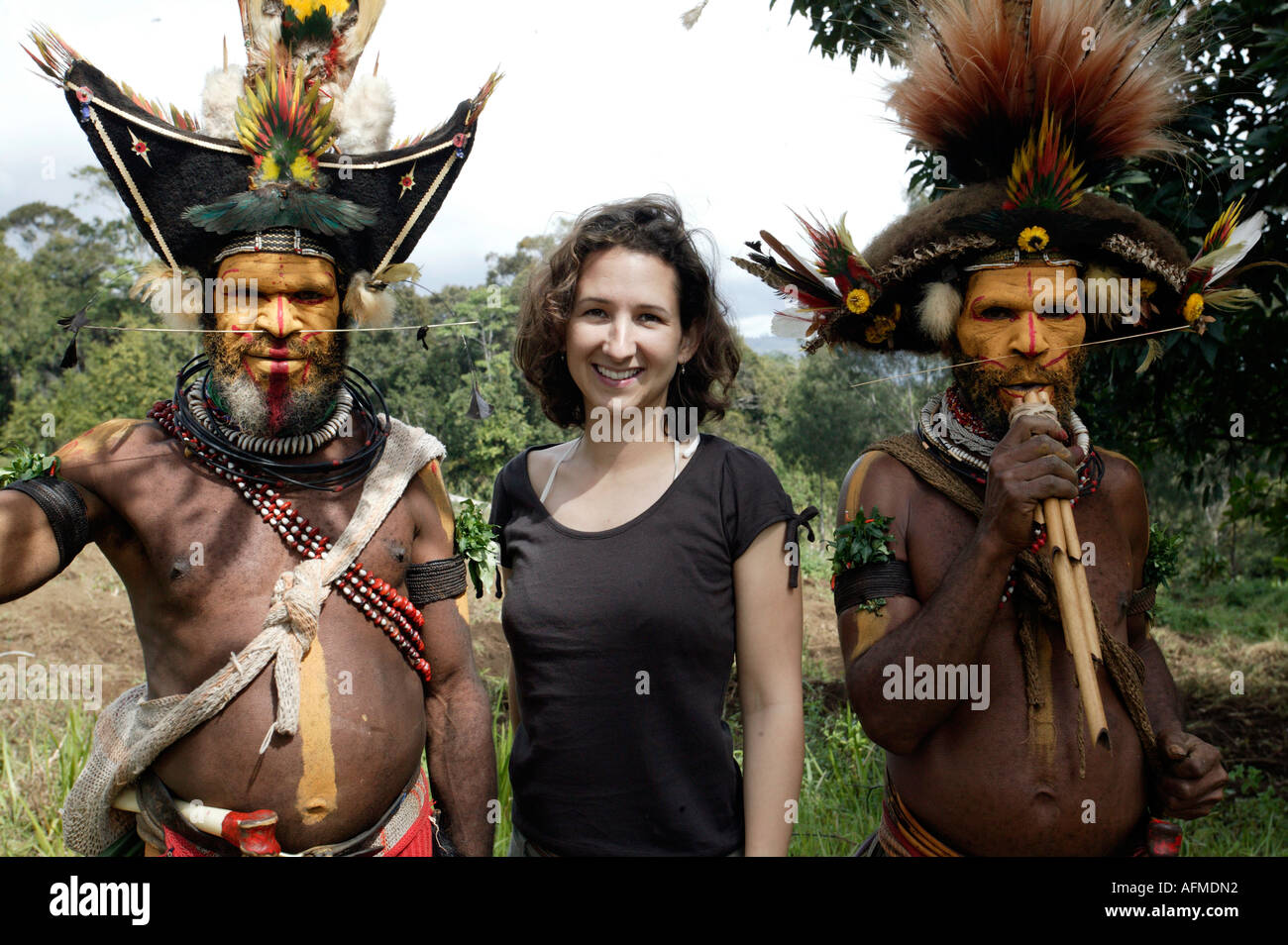 A Huli wigman tribal warrior, Tari, Papua New Guinea Stock Photo - Alamy