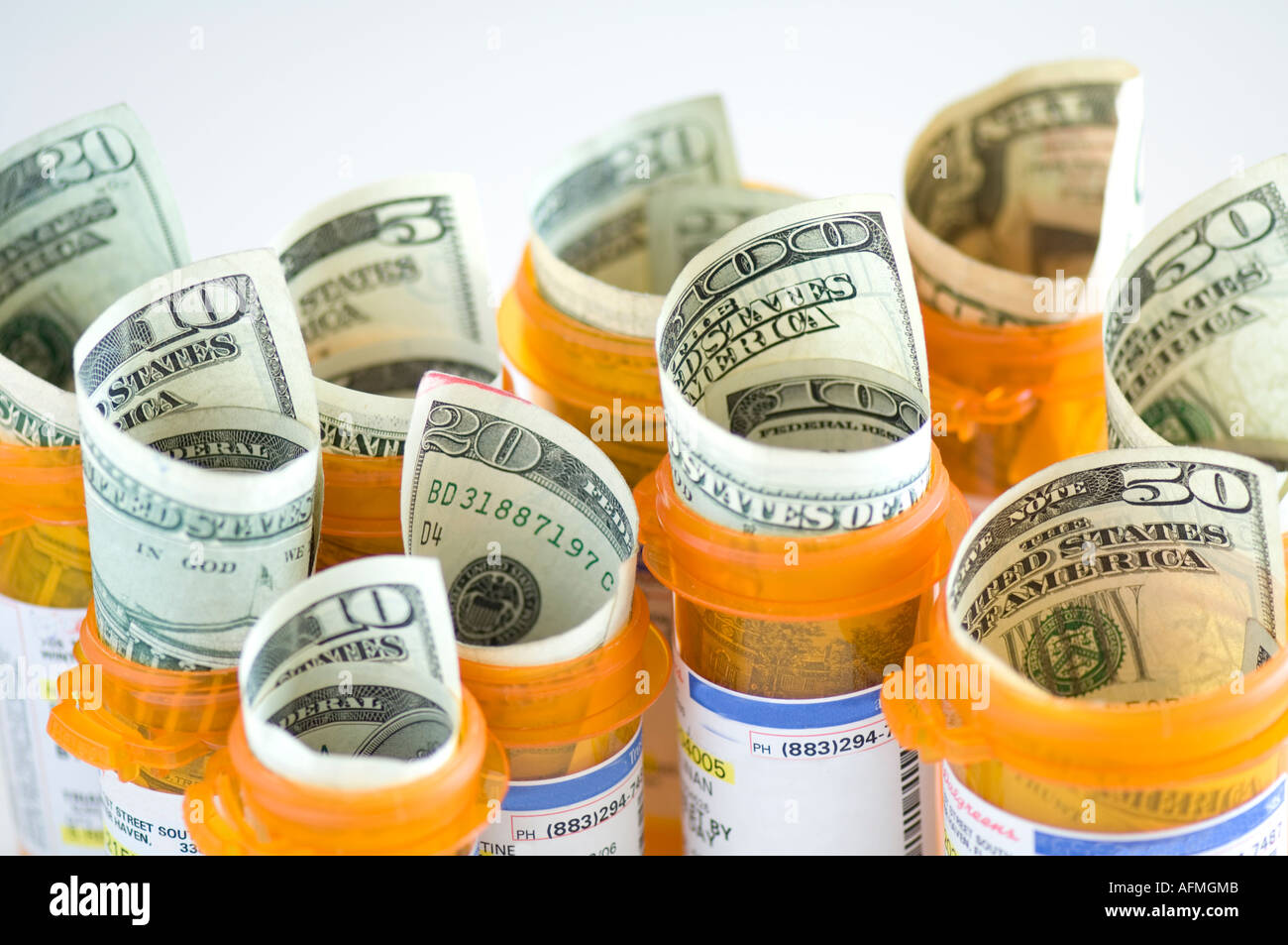 Prescription pill bottles hi-res stock photography and images - Alamy