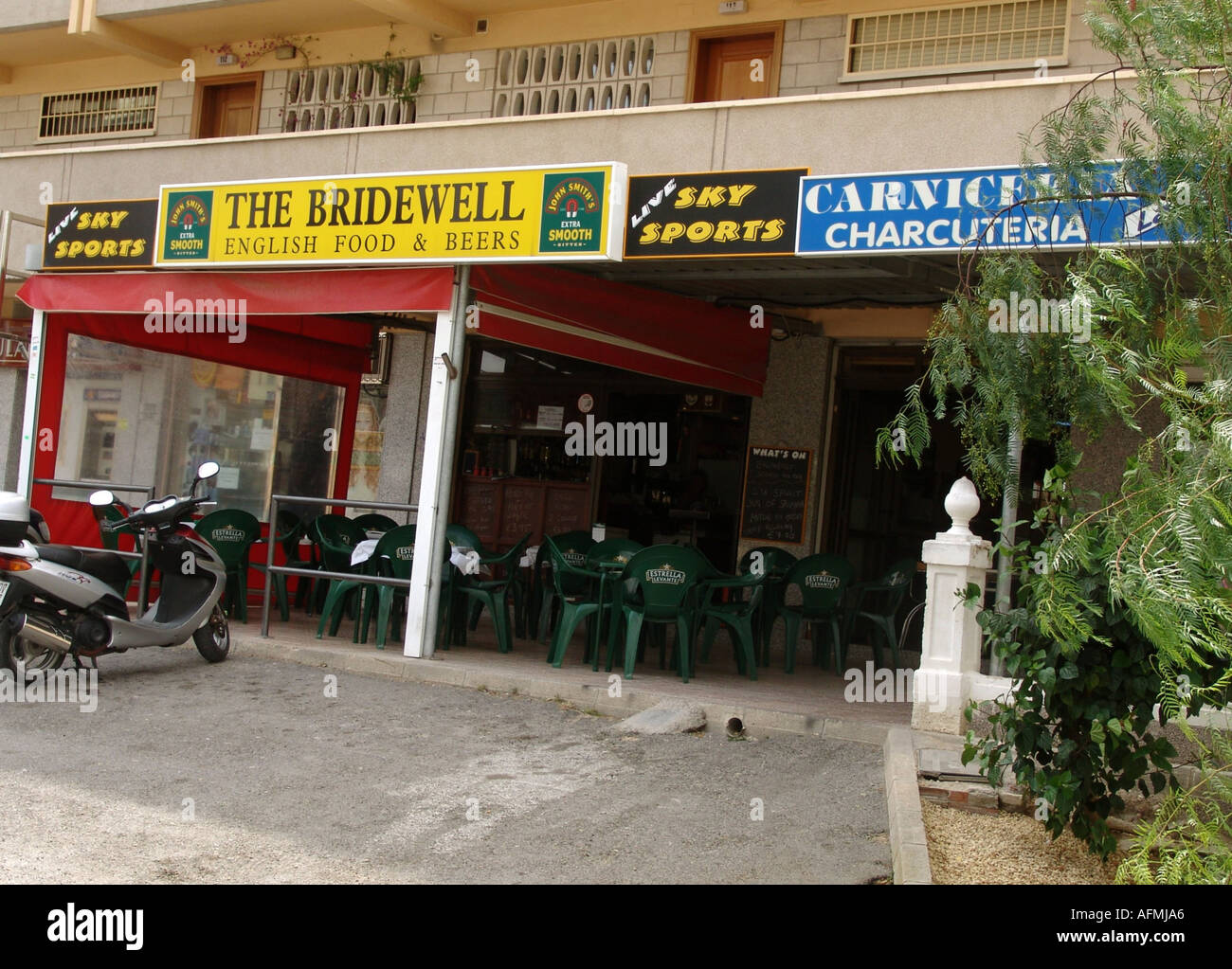 British cafe benidorm spain hi-res stock photography and images - Alamy