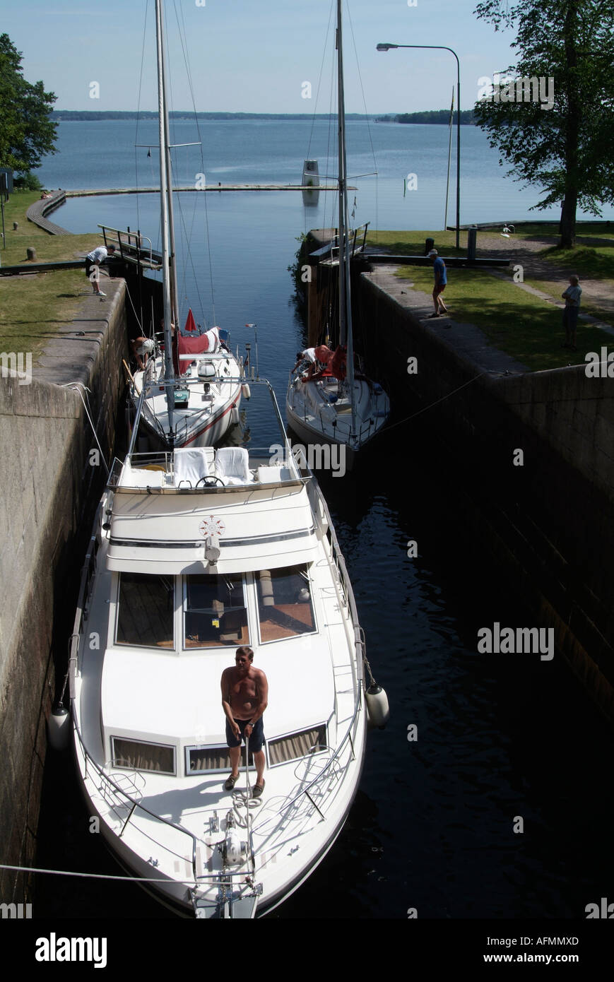 Gota, canal, lock, motola, boat, yacht, pleasure, cruise, holiday ...