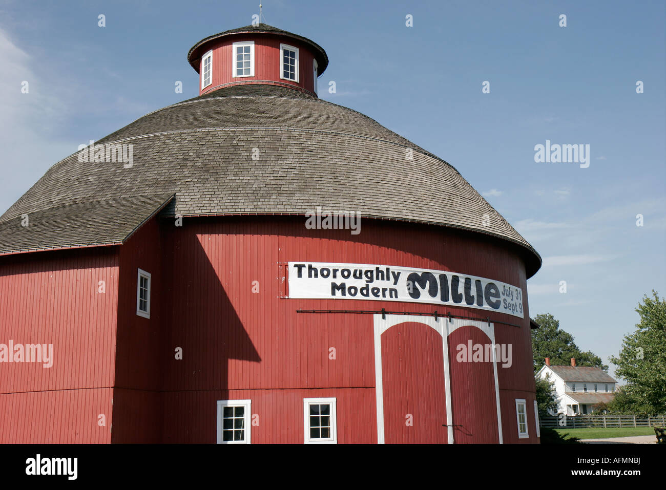 Round barn theatre 1911 hi-res stock photography and images - Alamy
