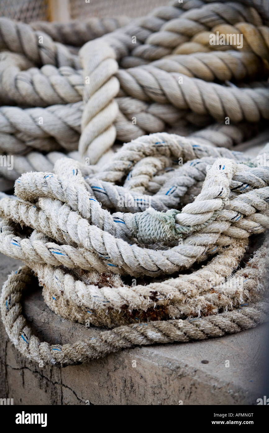Rope next to a dock Stock Photo - Alamy
