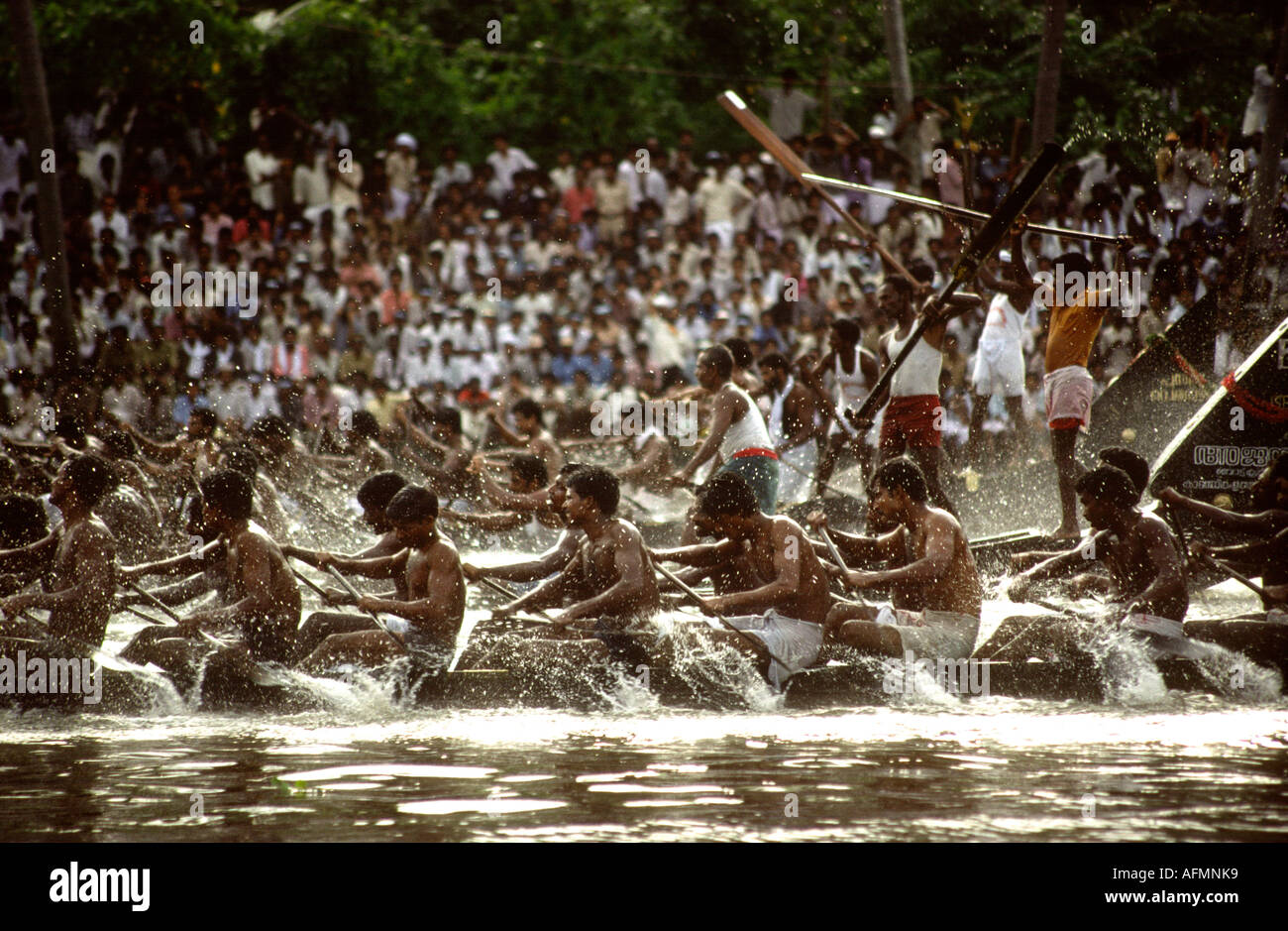 India Kerala Alleppey sport Nehru Cup Longboat Races longboat oarsmen ...