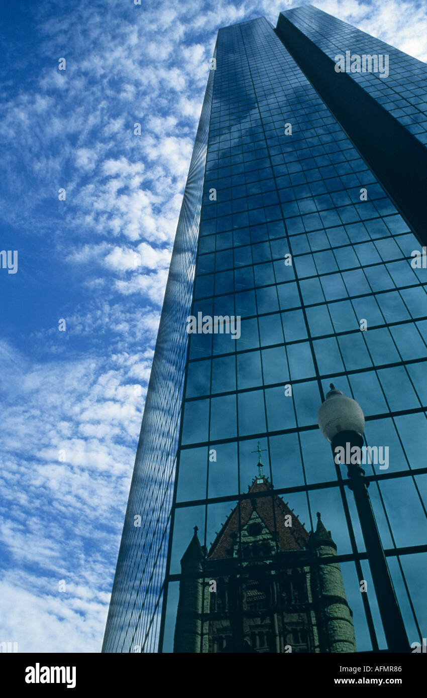 Reflection of Trinity Church on John Hancock Tower Boston Massachusetts ...
