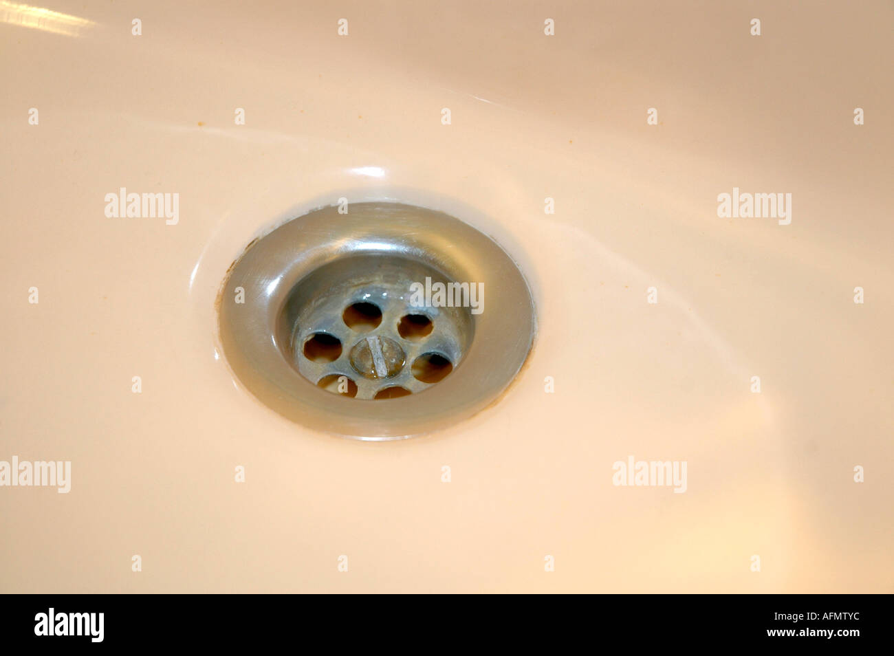 Dry kitchen sink with drain hole Stock Photo - Alamy