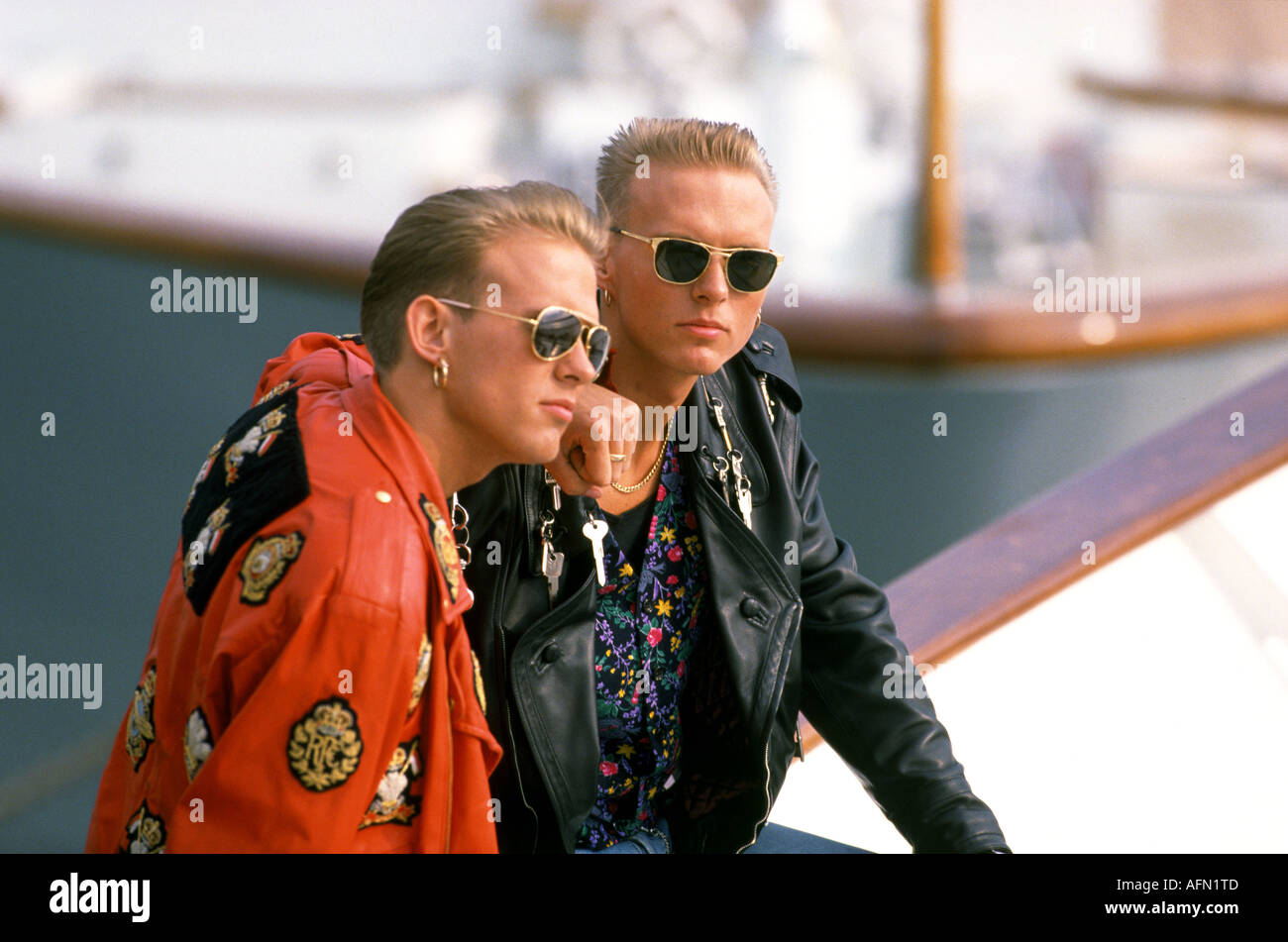 Bros 1988 hi-res stock photography and images - Alamy
