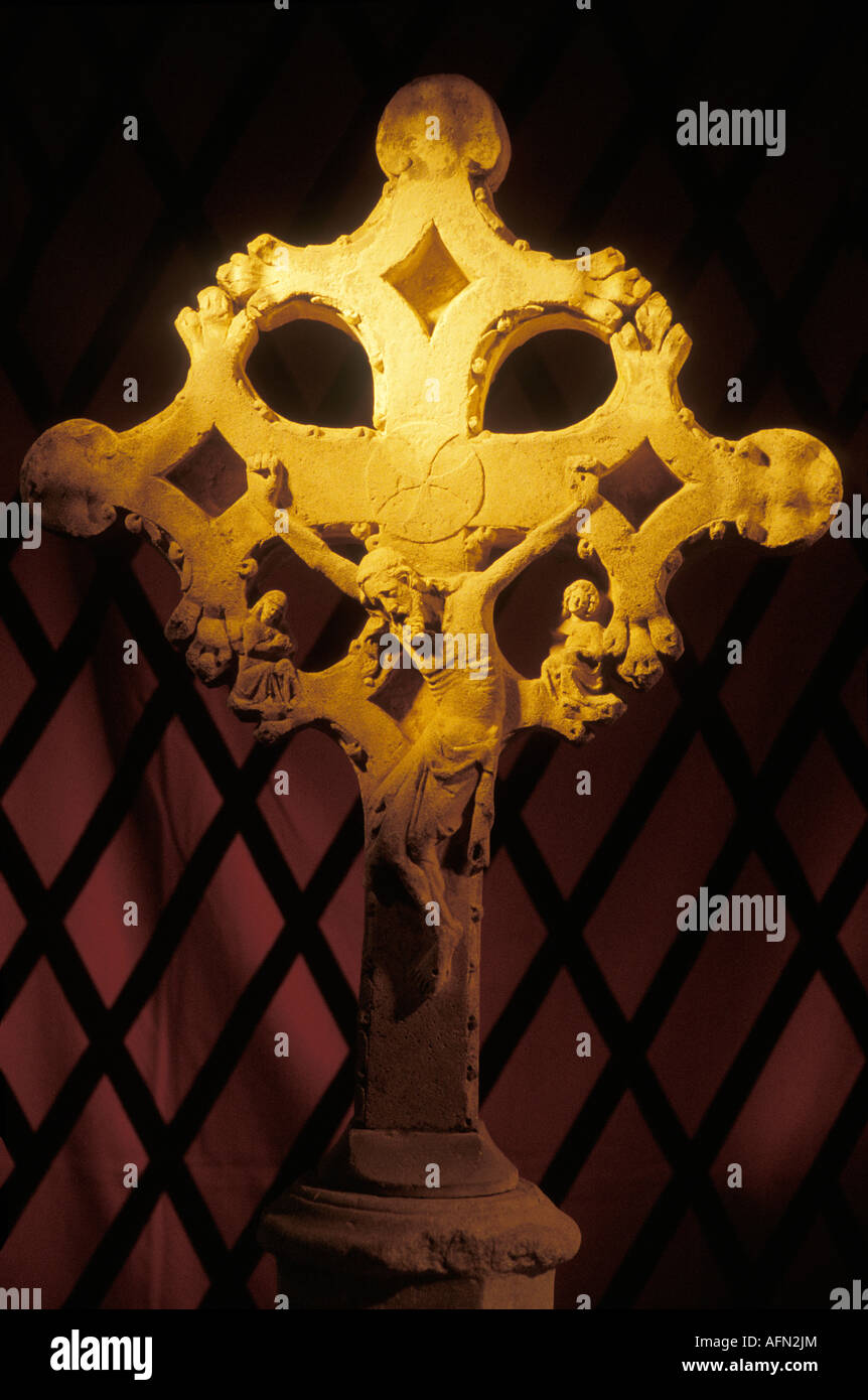 Burgundy cross hi-res stock photography and images - Alamy