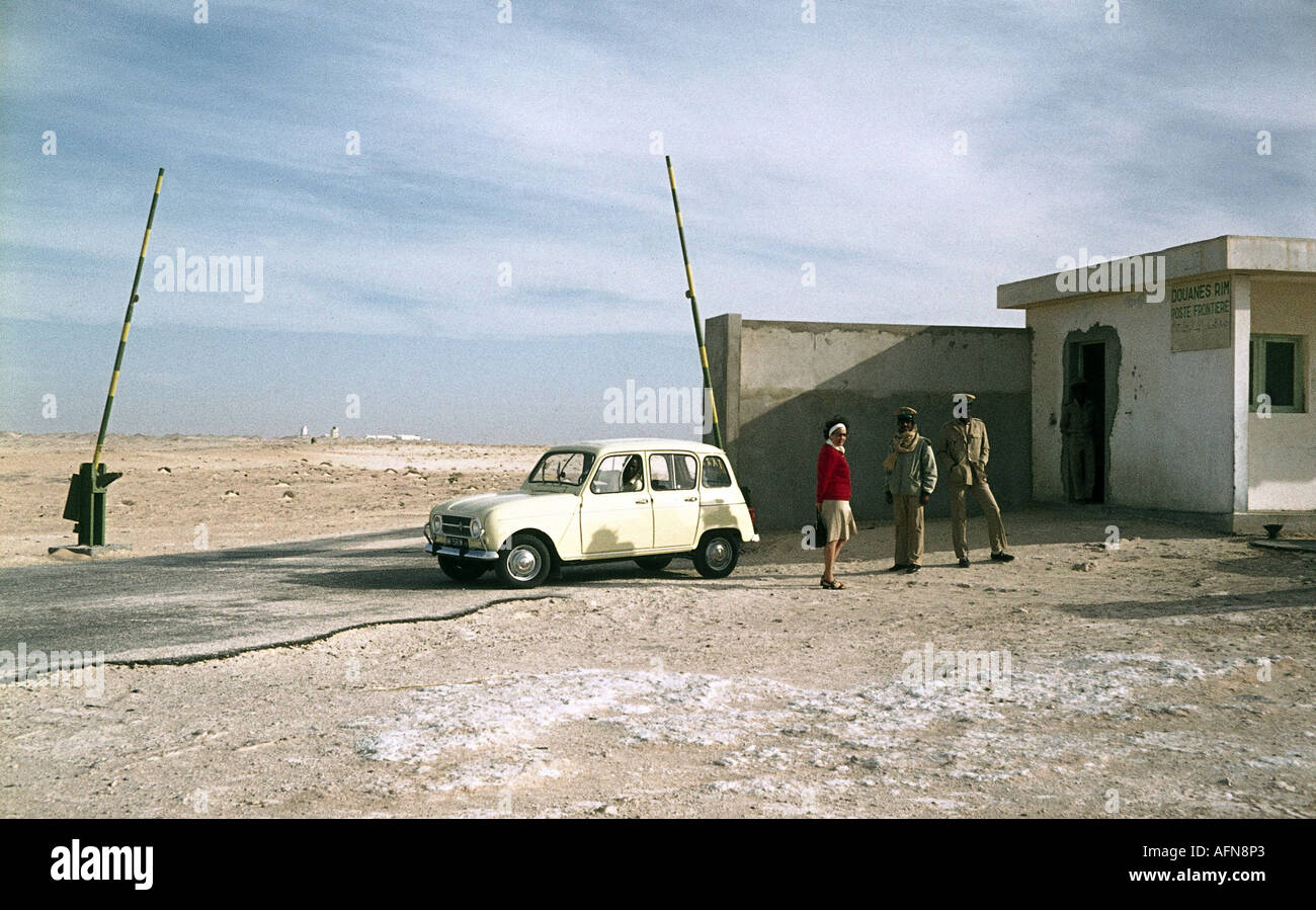 geography / travel, Morocco, borders, border crossing to the Western ...