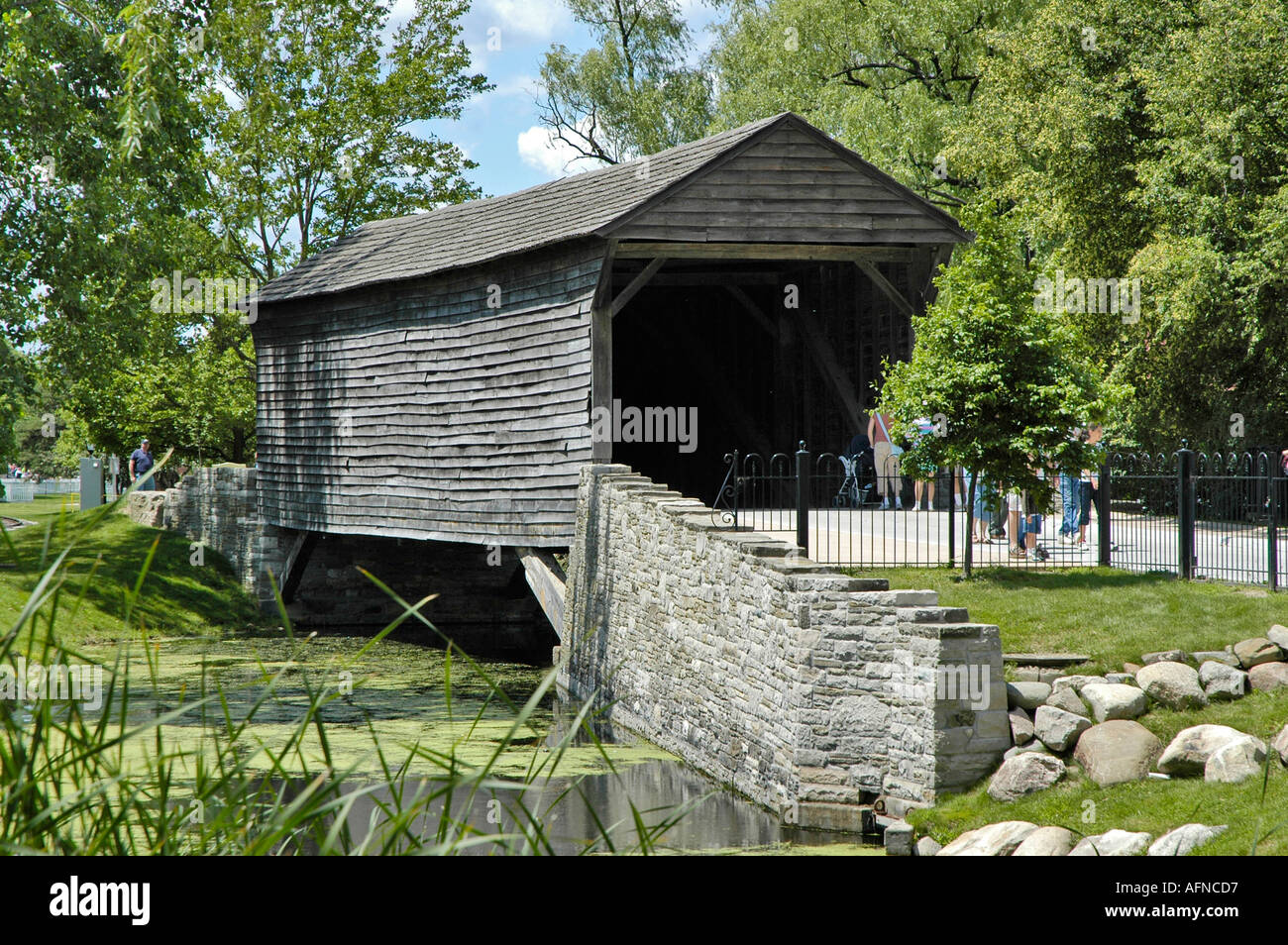 Henry ford bridge hi-res stock photography and images - Alamy