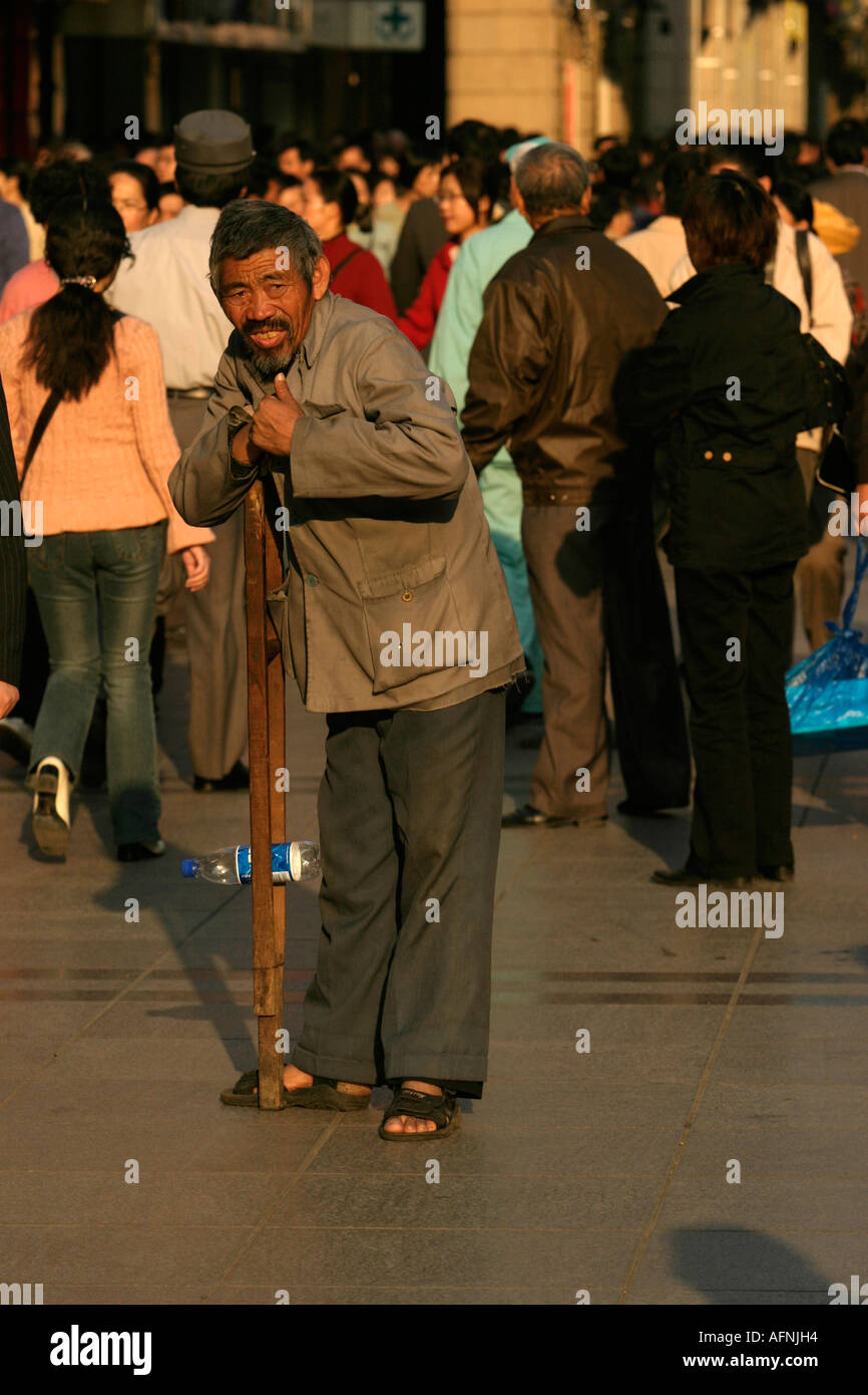 Old male tramp hi-res stock photography and images - Alamy