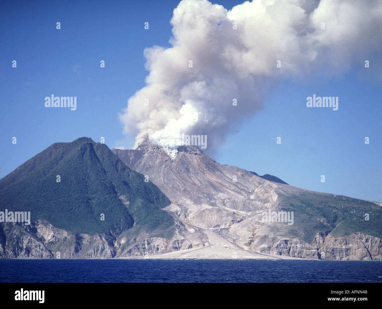 Montserrat Volcano 1997 High Resolution Stock Photography and Images ...