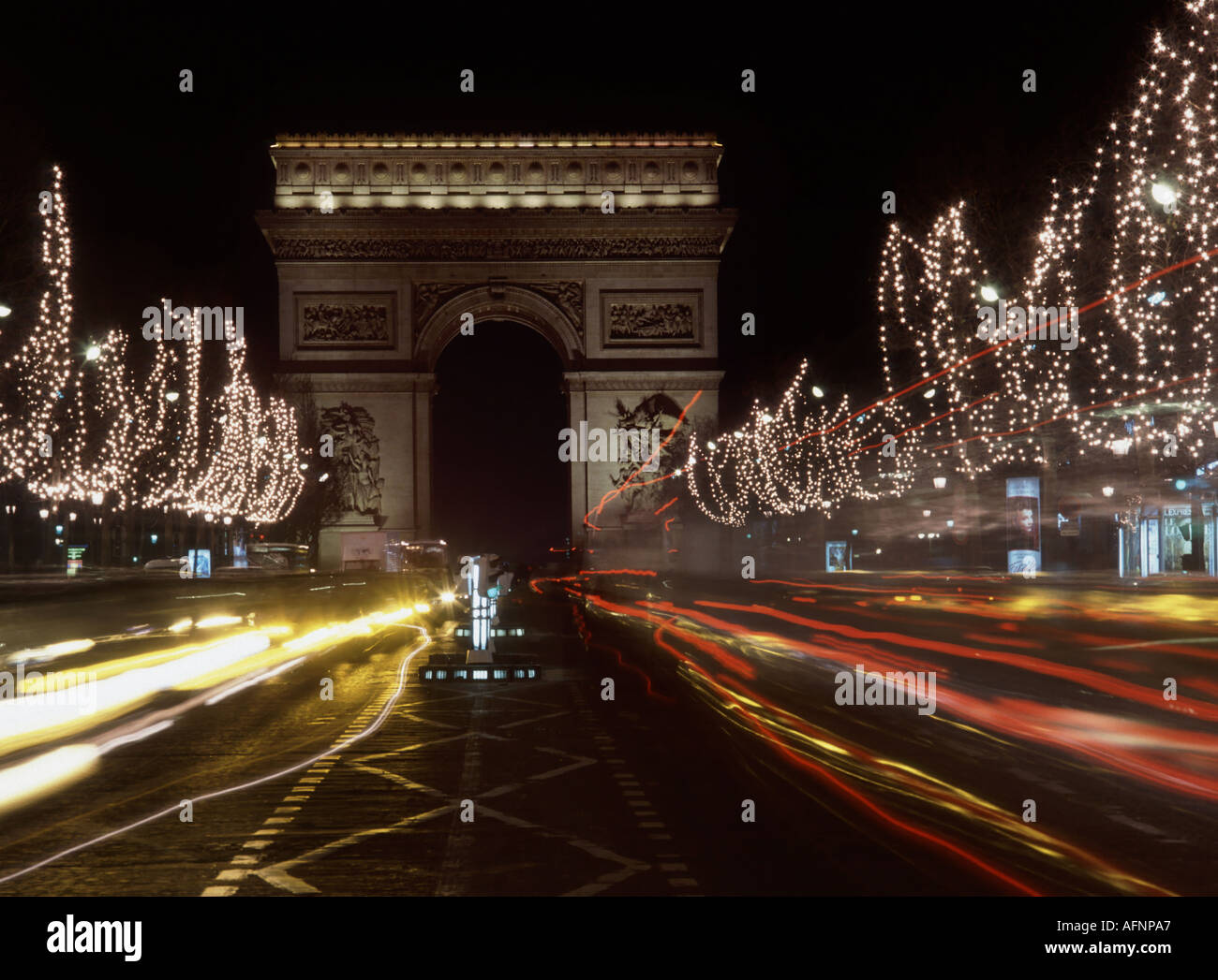 Queue de paris hi-res stock photography and images - Alamy