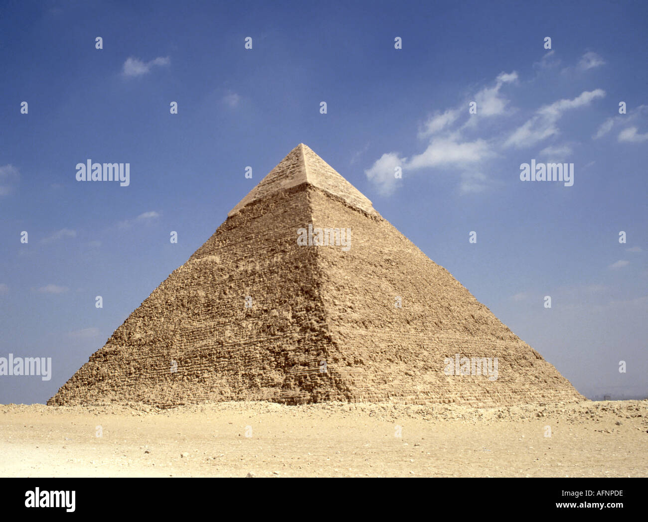 Pyramid grandeur hi-res stock photography and images - Alamy